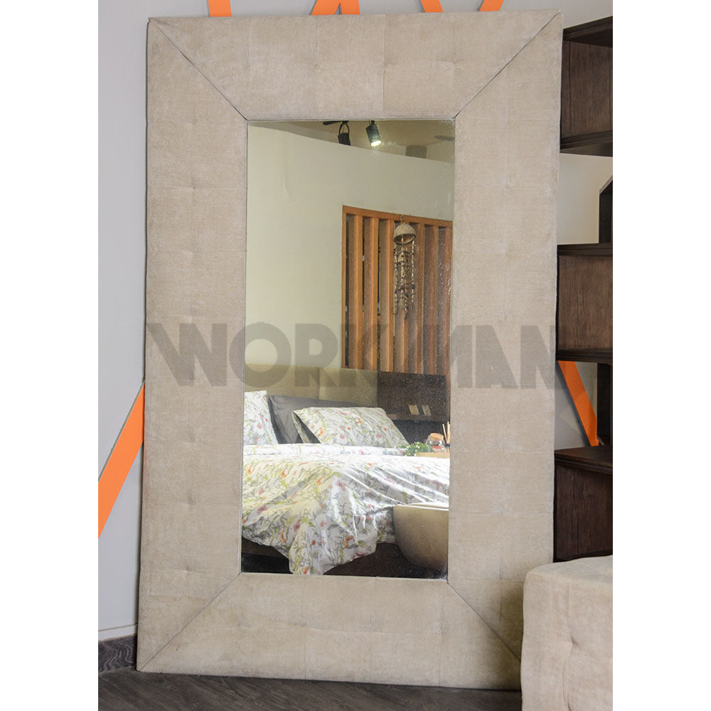Neo Mirror – Workman